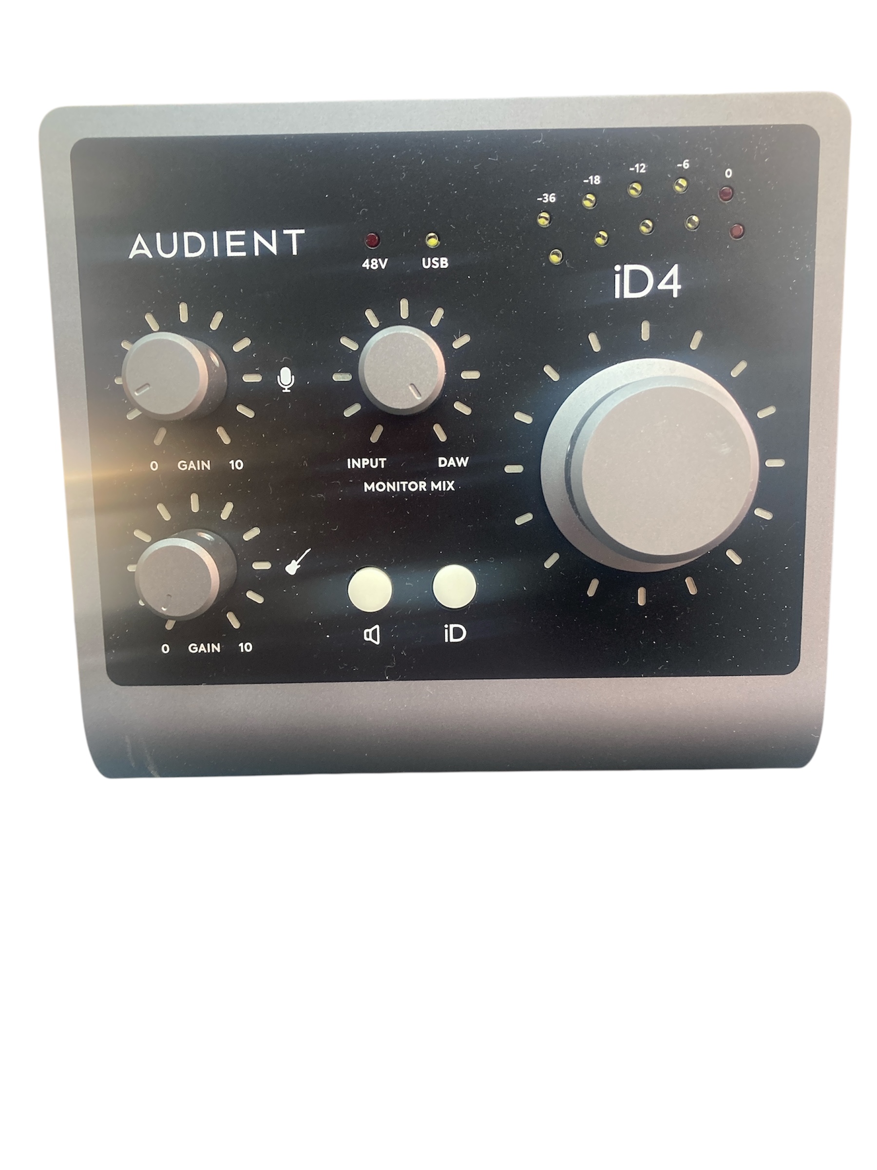 Used Audient iD4 2 in USB Audio Interface - Own4Less